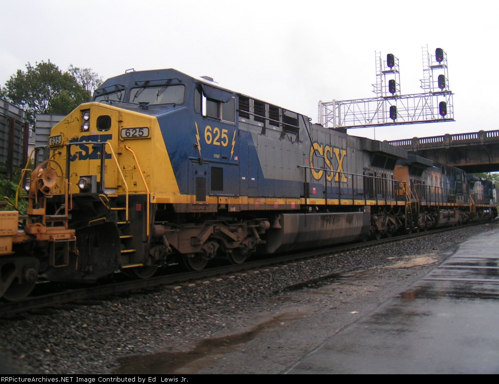 CSX 625